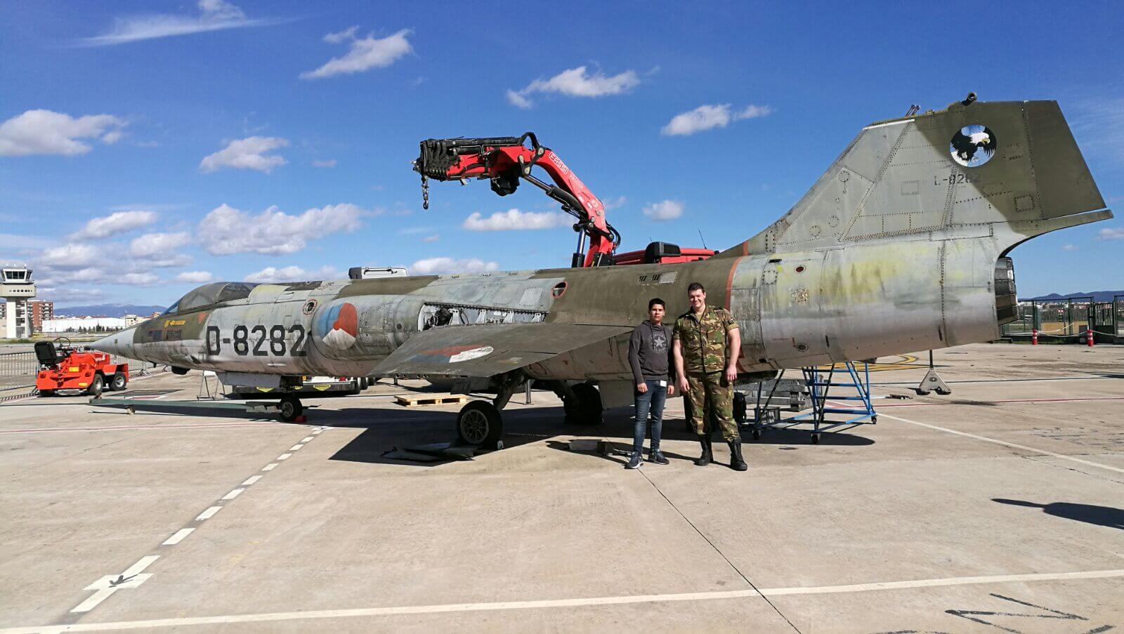 avion19